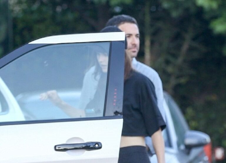 Ari Melber New Wife: Is He In A Relationship? Dating History