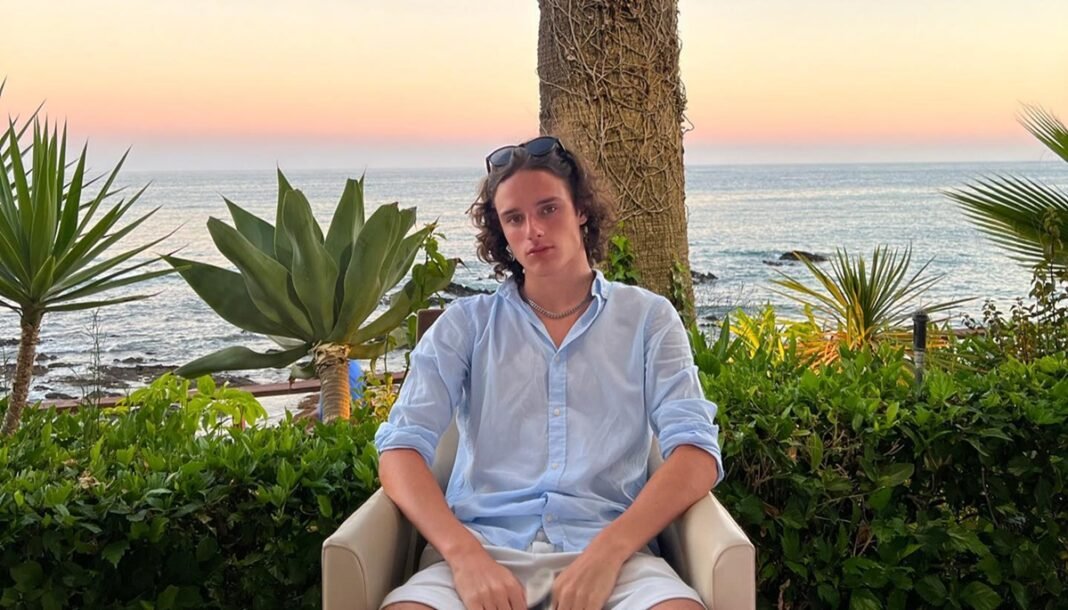 Harry Collett Parents: Meet Dad David And Mom Rosa Hide