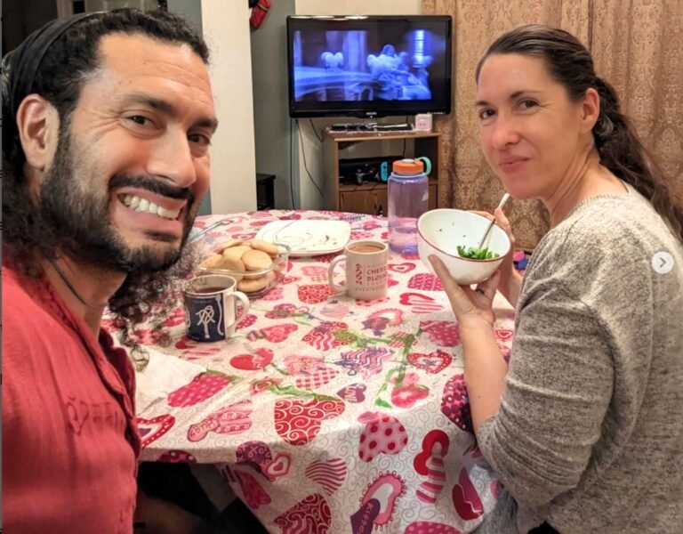 Meet Andrew Bustamante Wife Jihi Bustamante And Their Kids